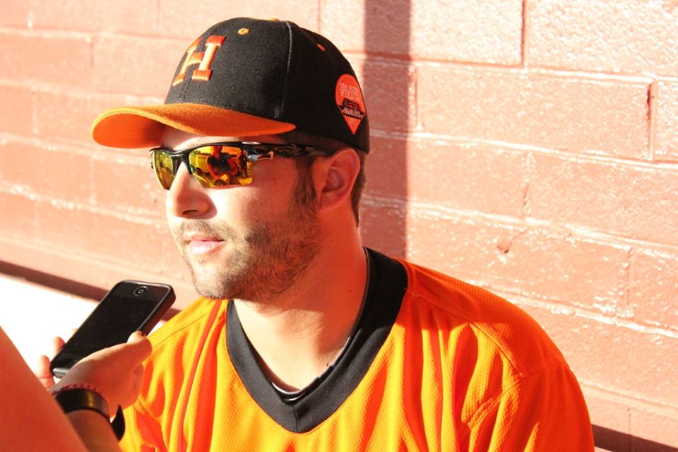 Leones contratan a Héctor Galván; Reynolds abrirá 3er juego ...