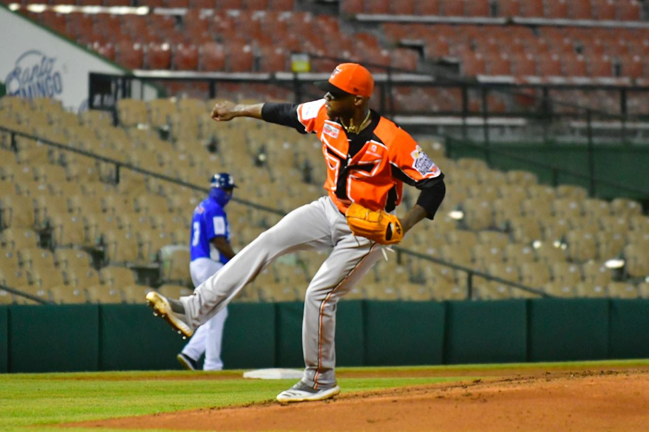 Toros anuncian rotación y movimientos en el roster | DeportivApp by Vic ...