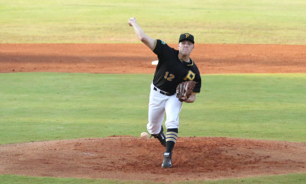 Gigantes fortalecen pitcheo con la firma de Tyler Cyr y Hunter Stratton ...