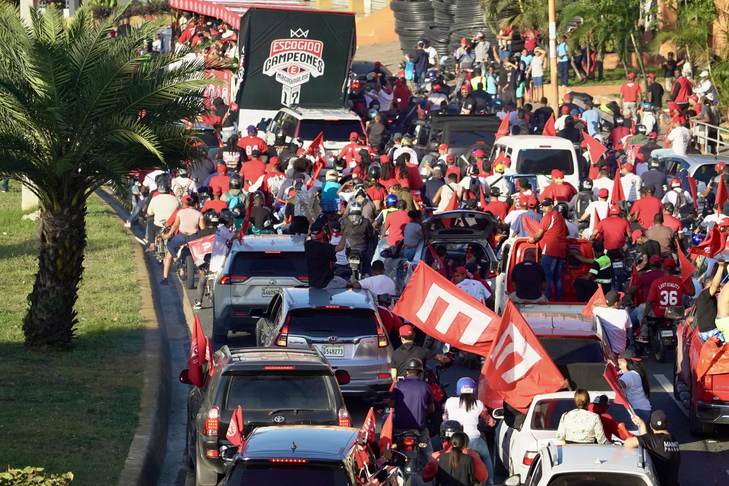 Leones del Escogido celebra su campeonato con multitudinario desfile en ...